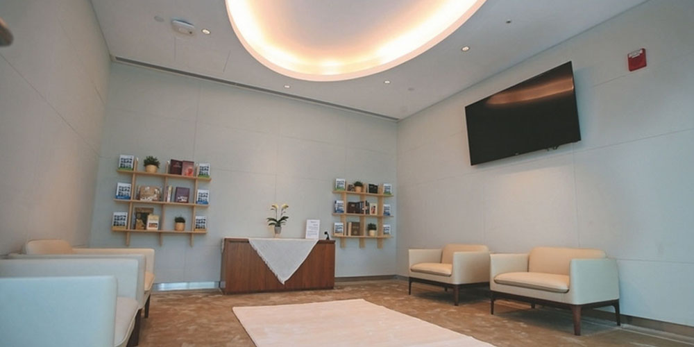 Abu Dhabi hospital establishes multi faith prayer area - BOL News