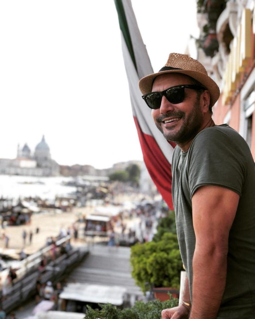 Adnan Siddiqui is grateful for his fans' love | BOL News