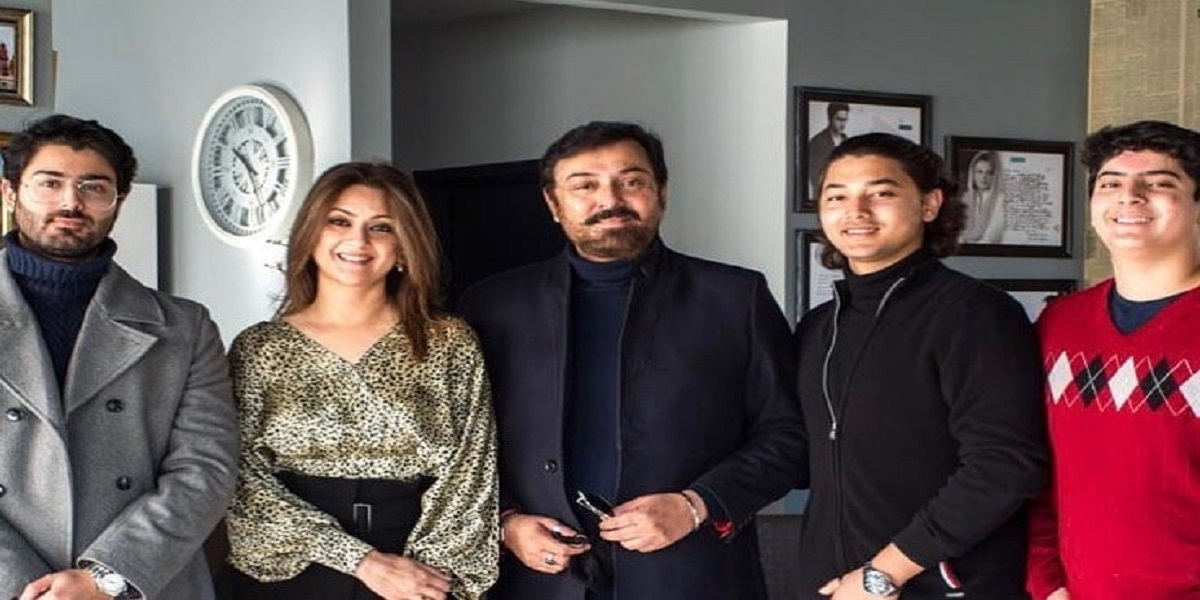 Naumaan Ijaz opens 'Larachi by Naumaan Ijaz' in Canada