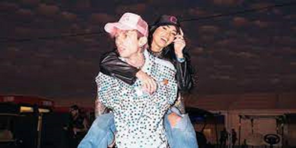 Megan Fox and Machine Gun Kelly To Undergo Exorcism After Drinking Each ...