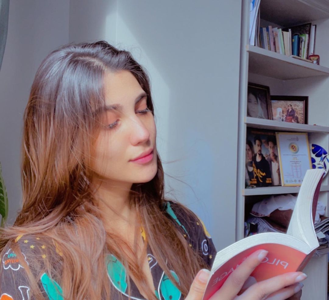 Photos: Nazish Jahangir looks exquisite in her recent pictures