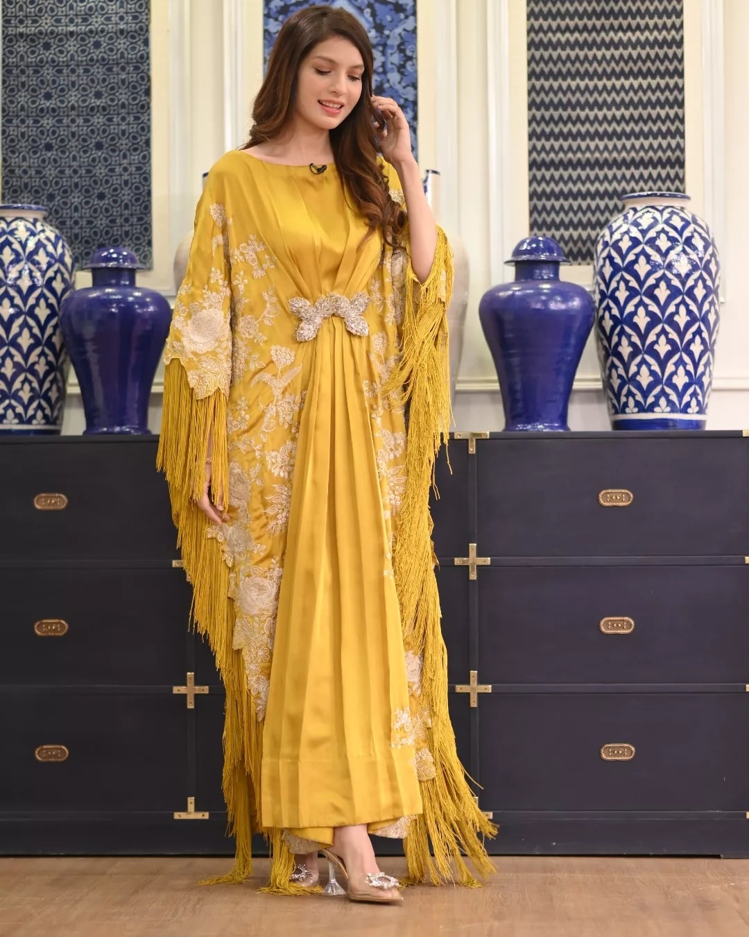 Saeeda Imtiaz looks ravishing in yellow