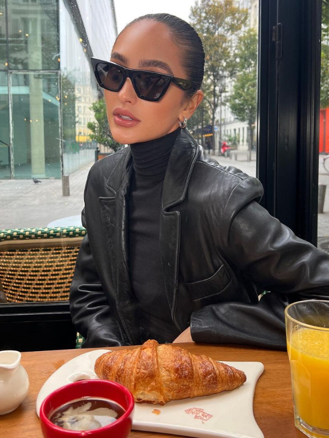 Ash K Holm shares her Paris tour photos - BOL News