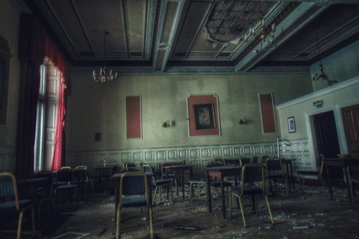 Inside a haunting Victorian hotel that's been abandoned rotting