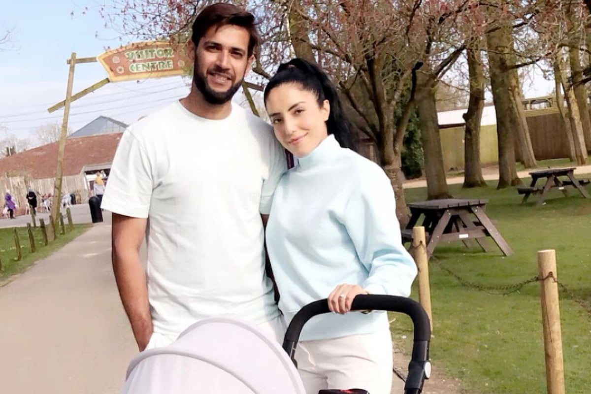 Imad Wasim's adorable photographs with his wife goes viral