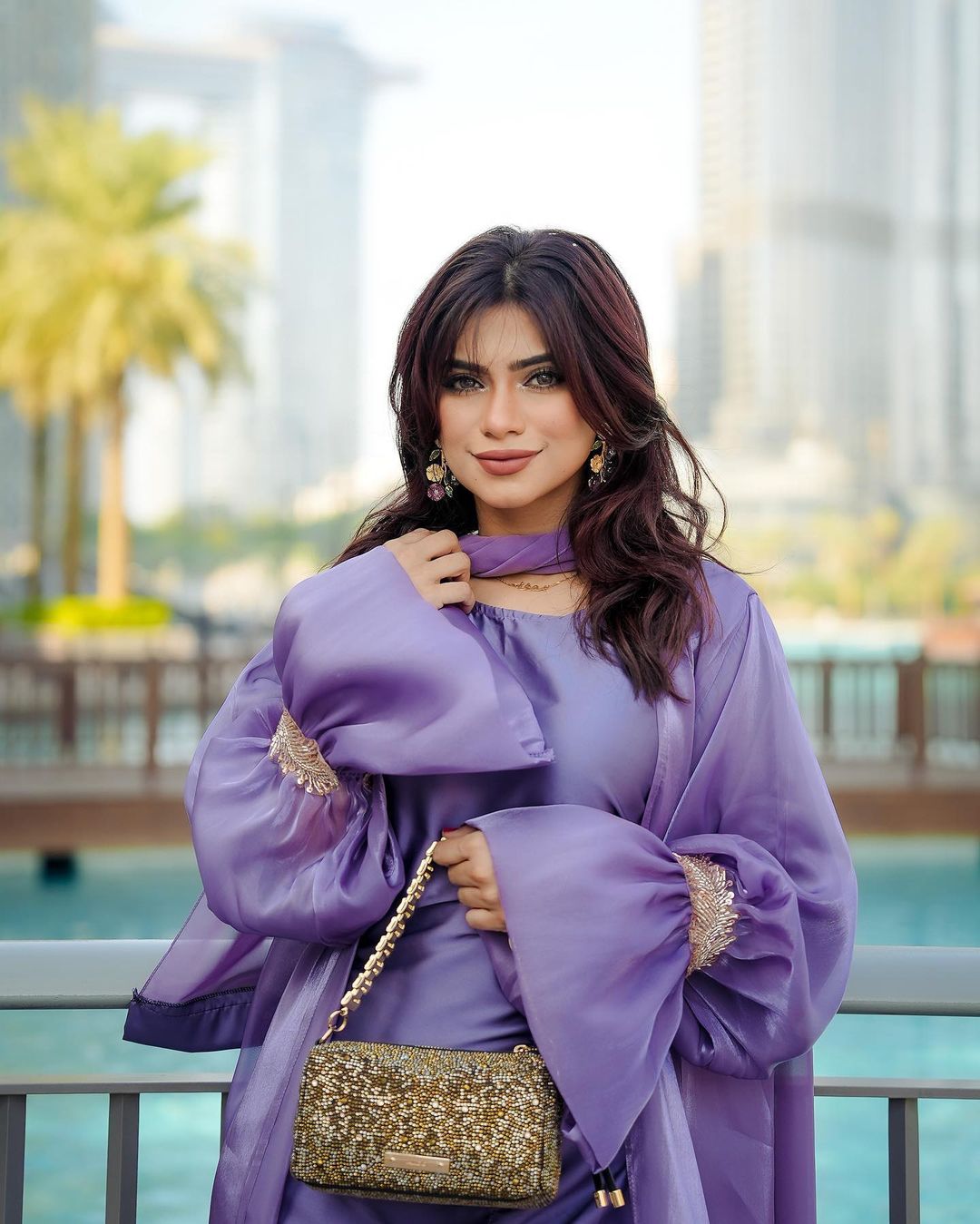 Nagma Mirajkar looks stunning in the gorgeous purple dress