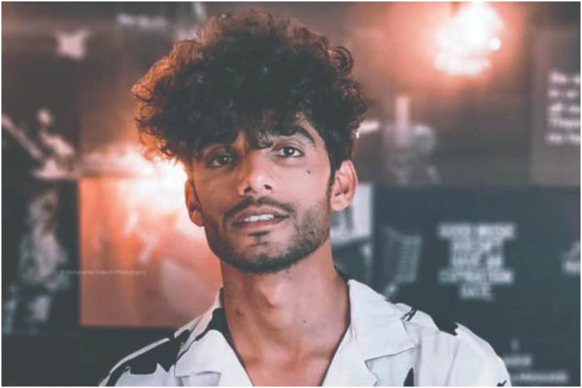 Kaifi Khalil hits the World Global Charts