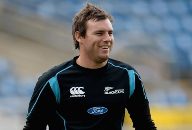 PAK vs NZ: Doug Bracewell replaces Matt Henry for NZ ODI squad