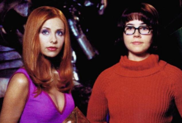 Sarah Michelle Gellar Claims That A Steamy Kiss Scene Between Daphne