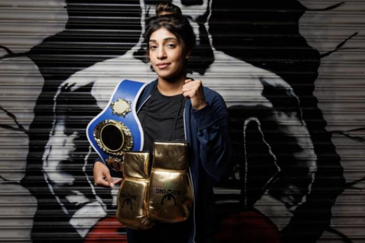 First Scottish Pakistani Female Boxer, Farah Jamil, Won Golden Gloves