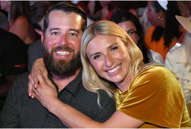 Who is Brett Roth? Parents, Wife and Net Worth