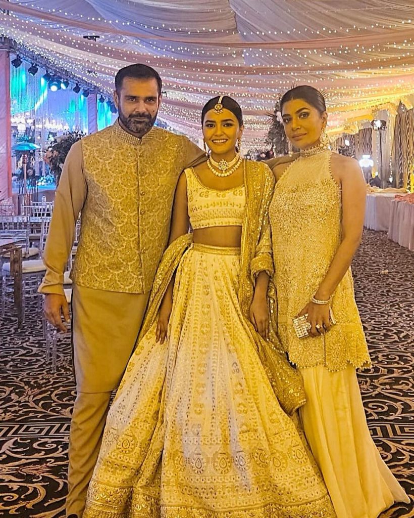 Iffat Omar Shares Photos from Daughter's Wedding Event