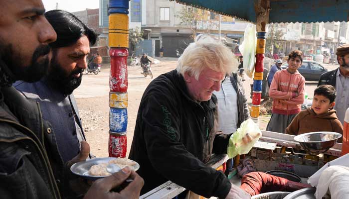 Watch: Donald Trump’s doppelganger in Pakistan, selling ‘Milk Pudding’
